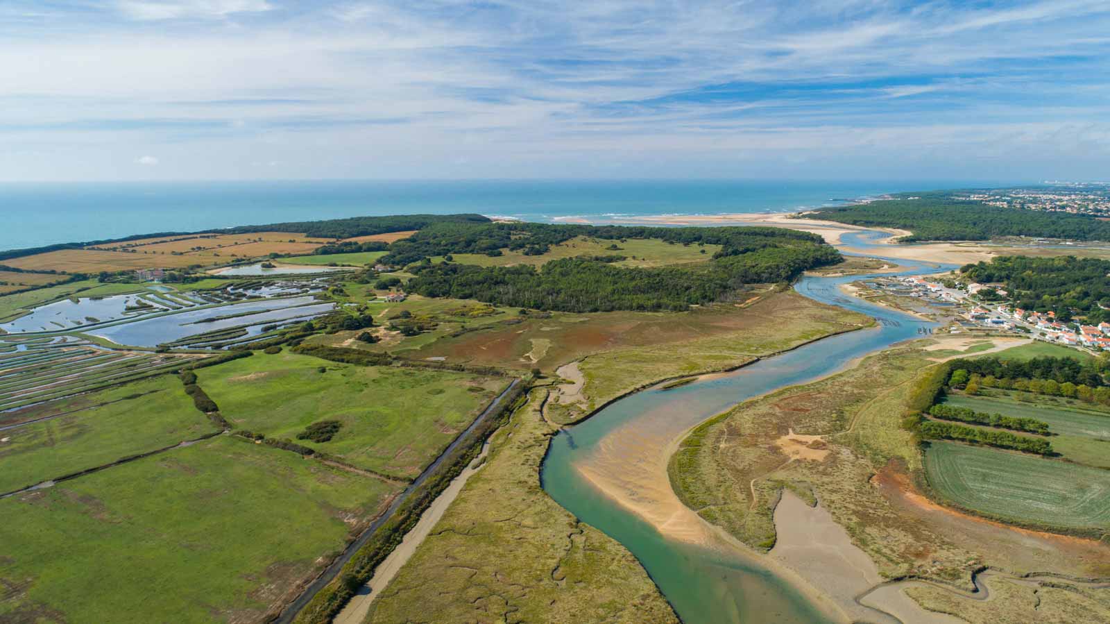 Marais de Jard-sur-Mer ©Horizon-Vertical - Destination Vendée Grand ...
